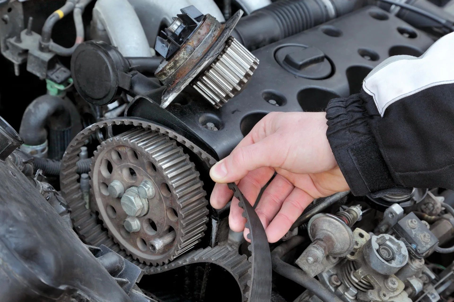 Mengenal Fungsi dan Cara Perawatan Timing Belt Mobil