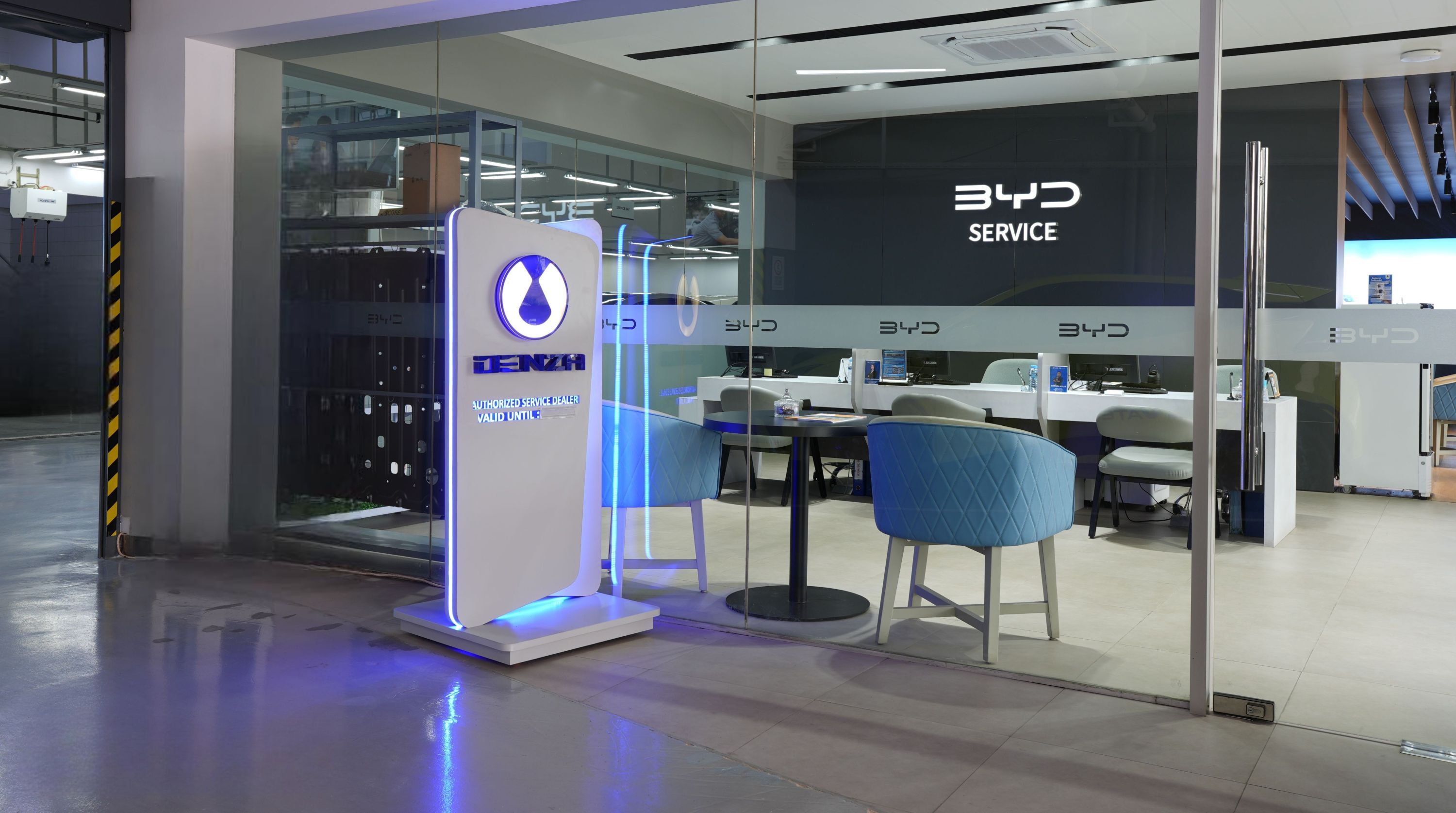 10 Diler Resmi BYD Ditunjuk Sebagai Denza Authorized Service Dealer